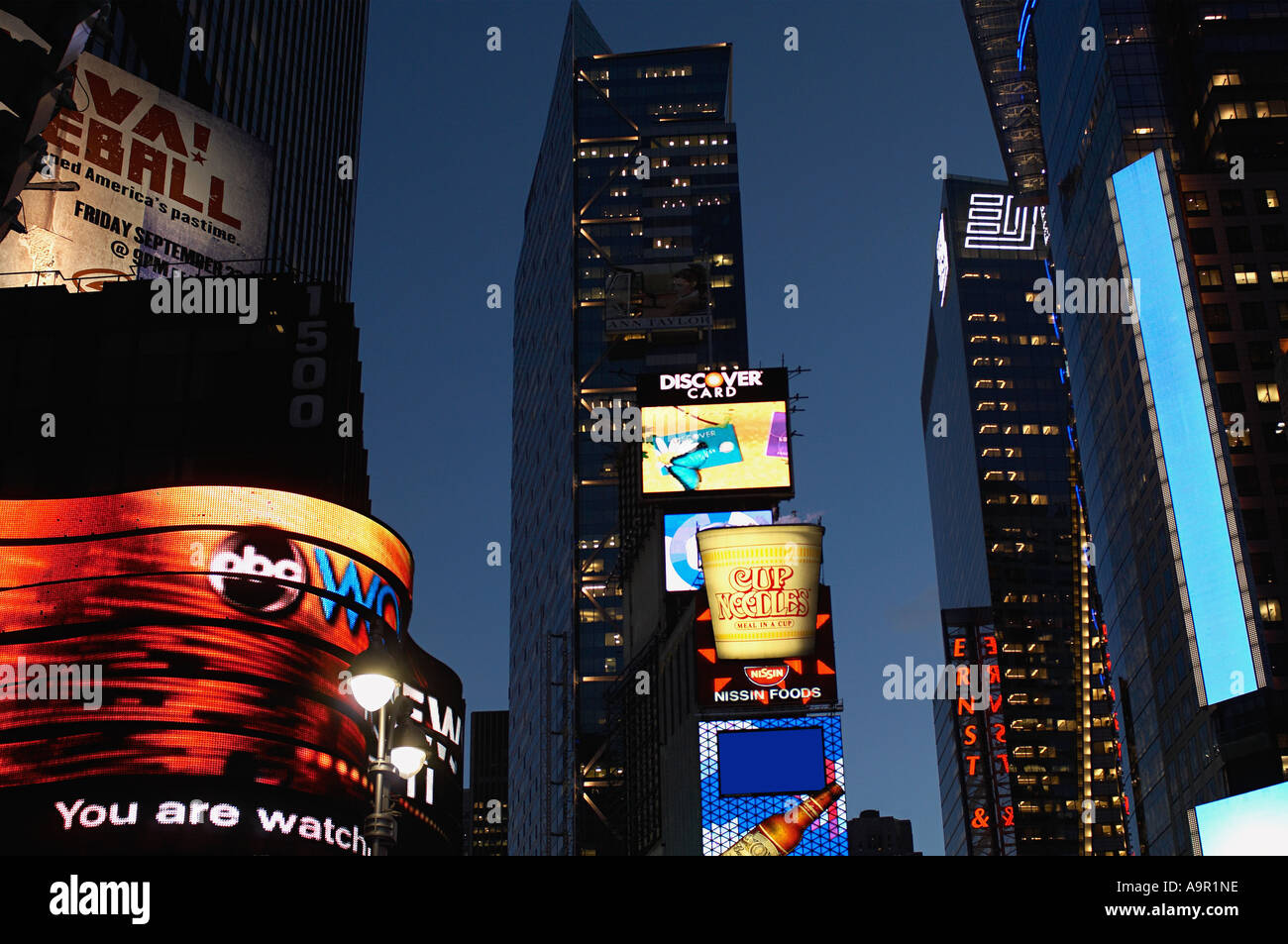 Billboard site new york hi-res stock photography and images - Alamy