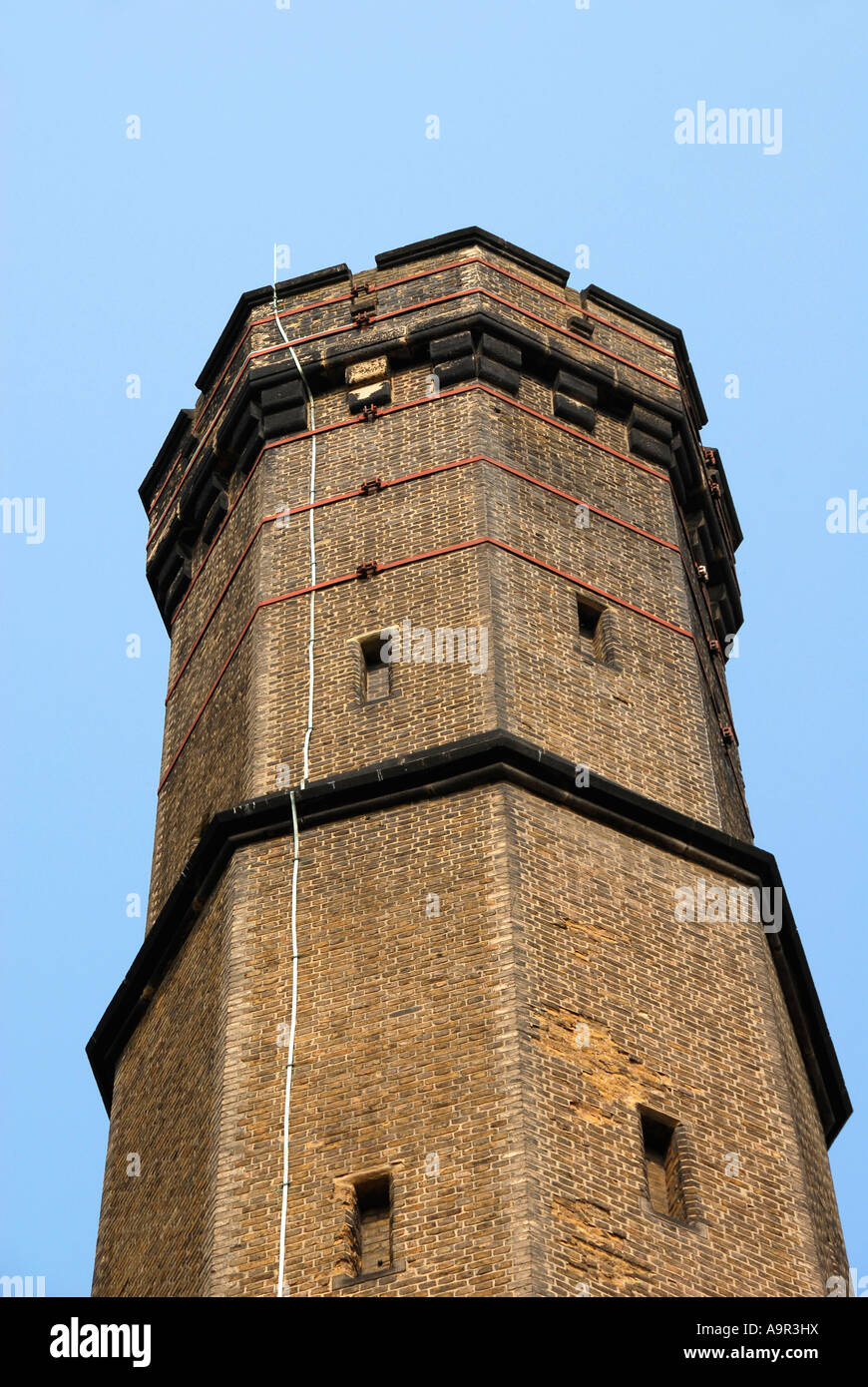 Lightning conductor hi-res stock photography and images - Alamy