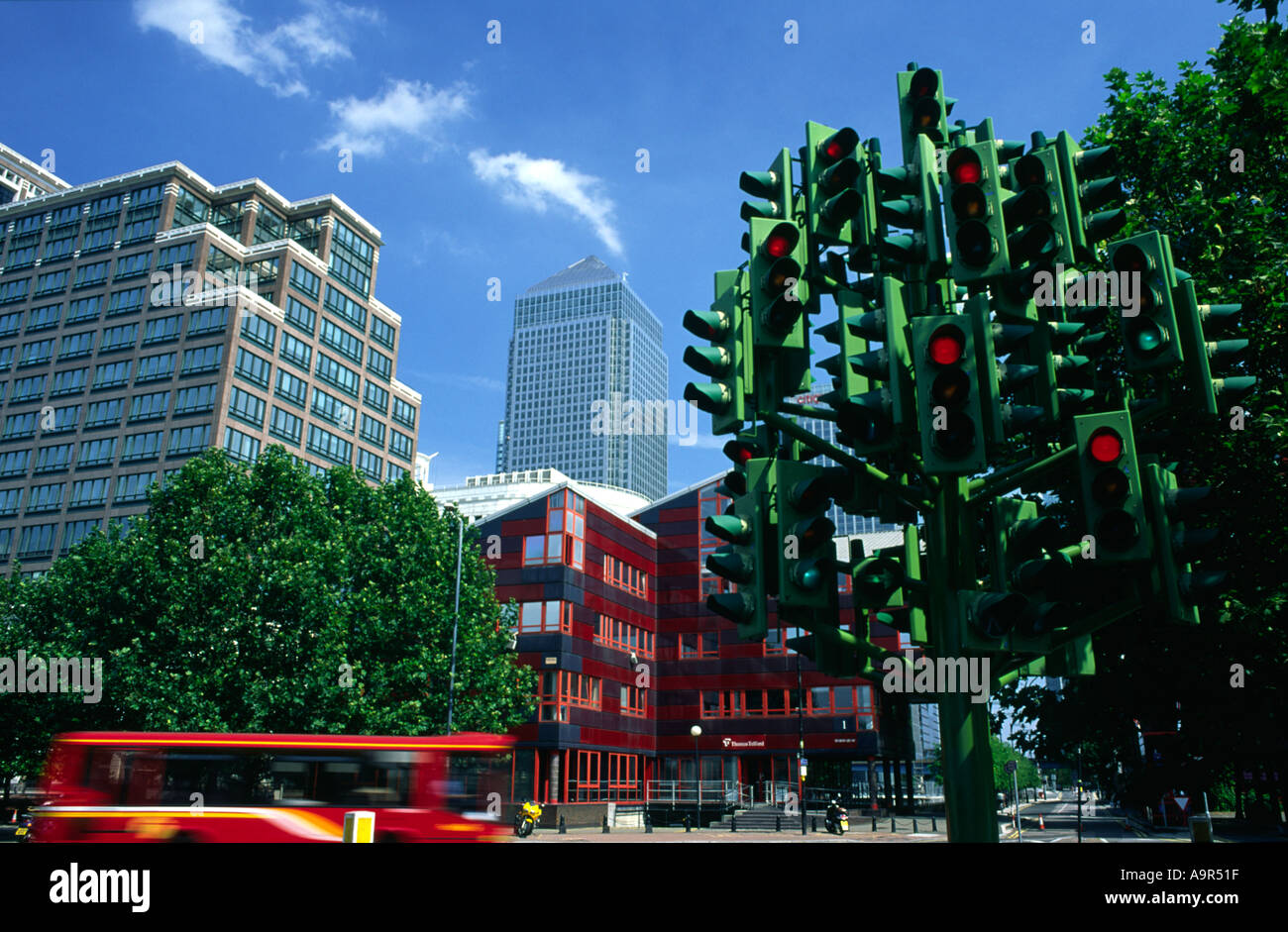 Westferry circus roundabout hi-res stock photography and images - Alamy