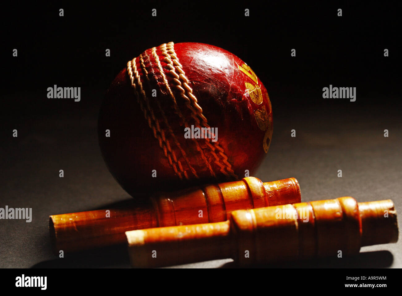 Close up seam cricket ball hi-res stock photography and images - Alamy