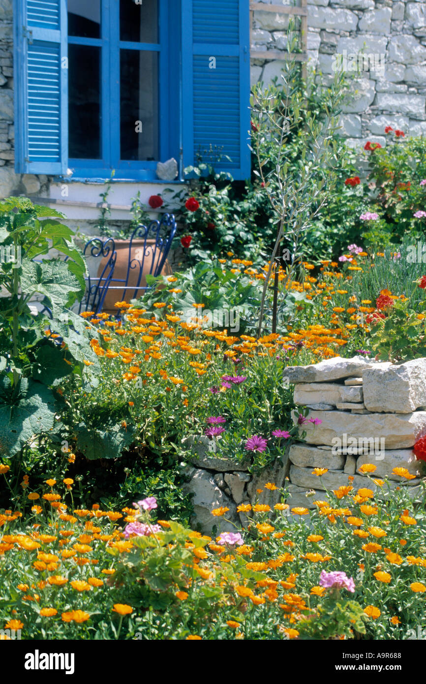 Cyprus cottage hi-res stock photography and images - Alamy