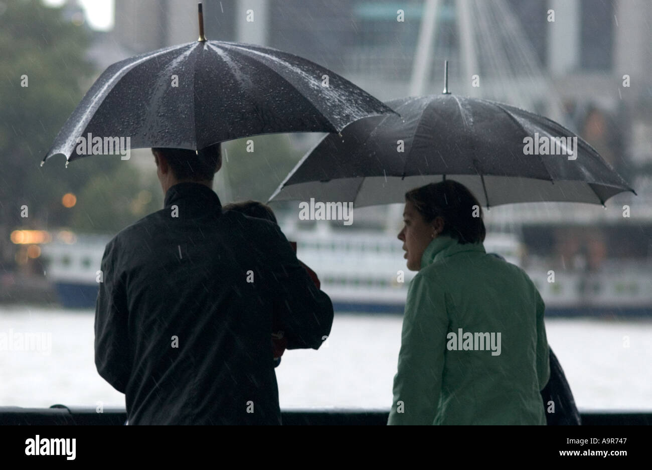 Miserable london hi-res stock photography and images - Alamy