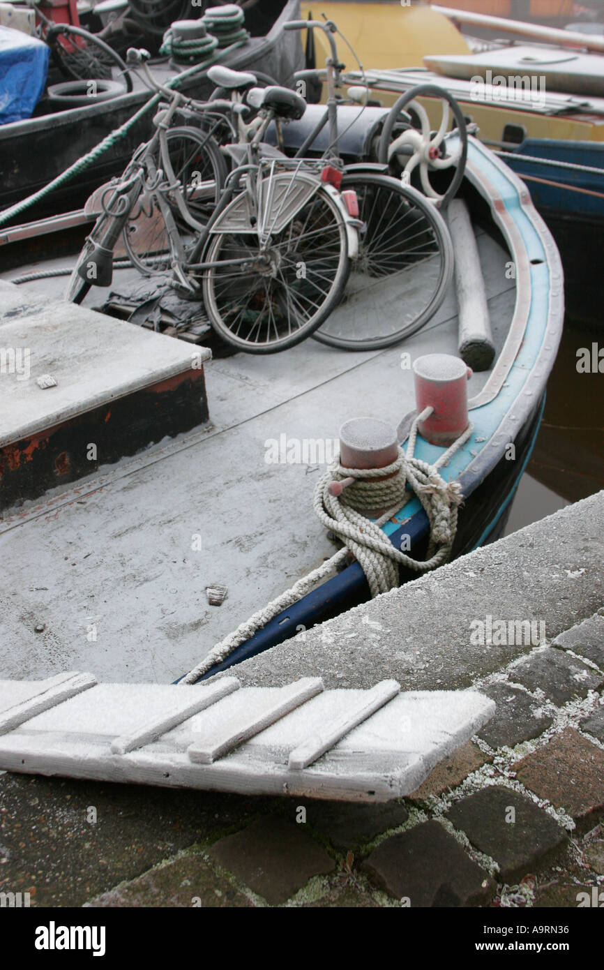 Deck clutter hi-res stock photography and images - Alamy