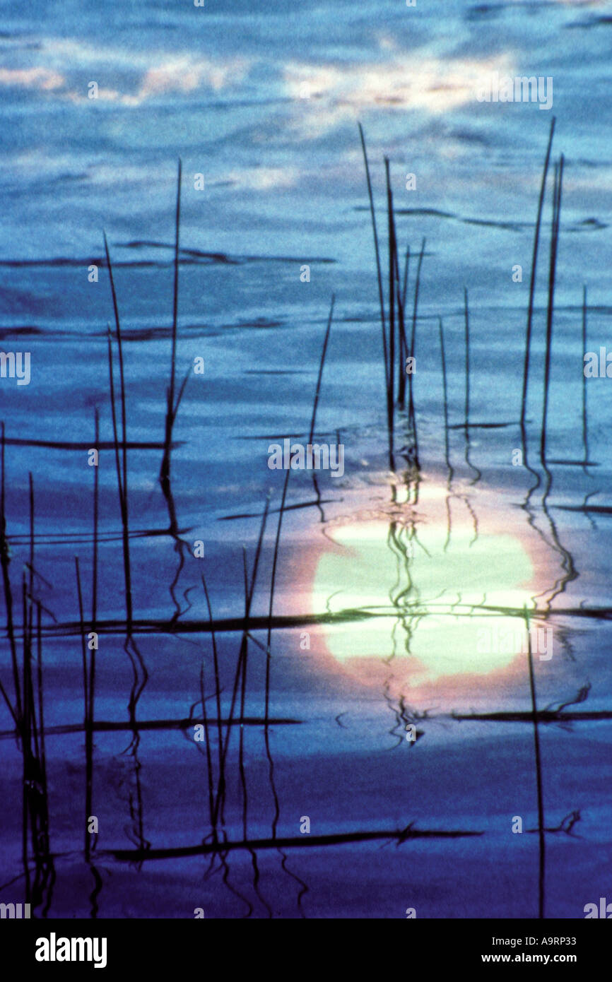 Sun reflecting off water surface hi-res stock photography and images ...