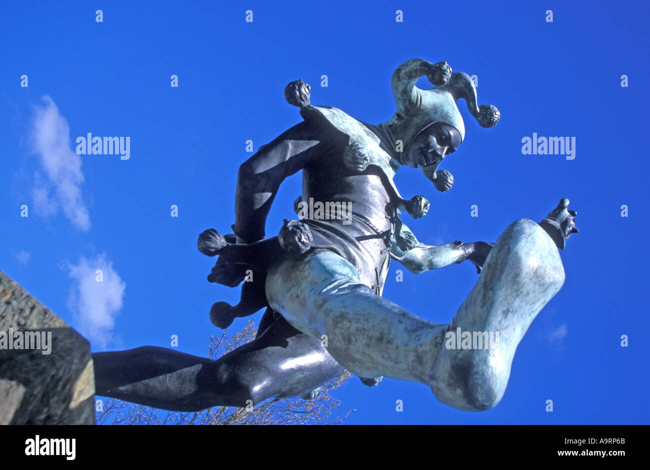 the jester statue by james butler stratford upon avon Stock Photo - Alamy