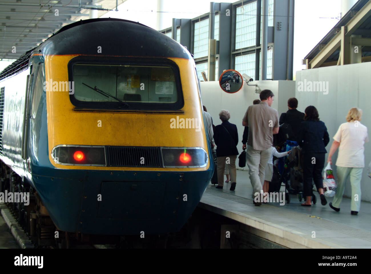 Train front hi-res stock photography and images - Alamy