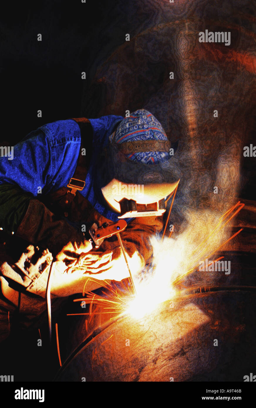 Refinery welder hi-res stock photography and images - Alamy