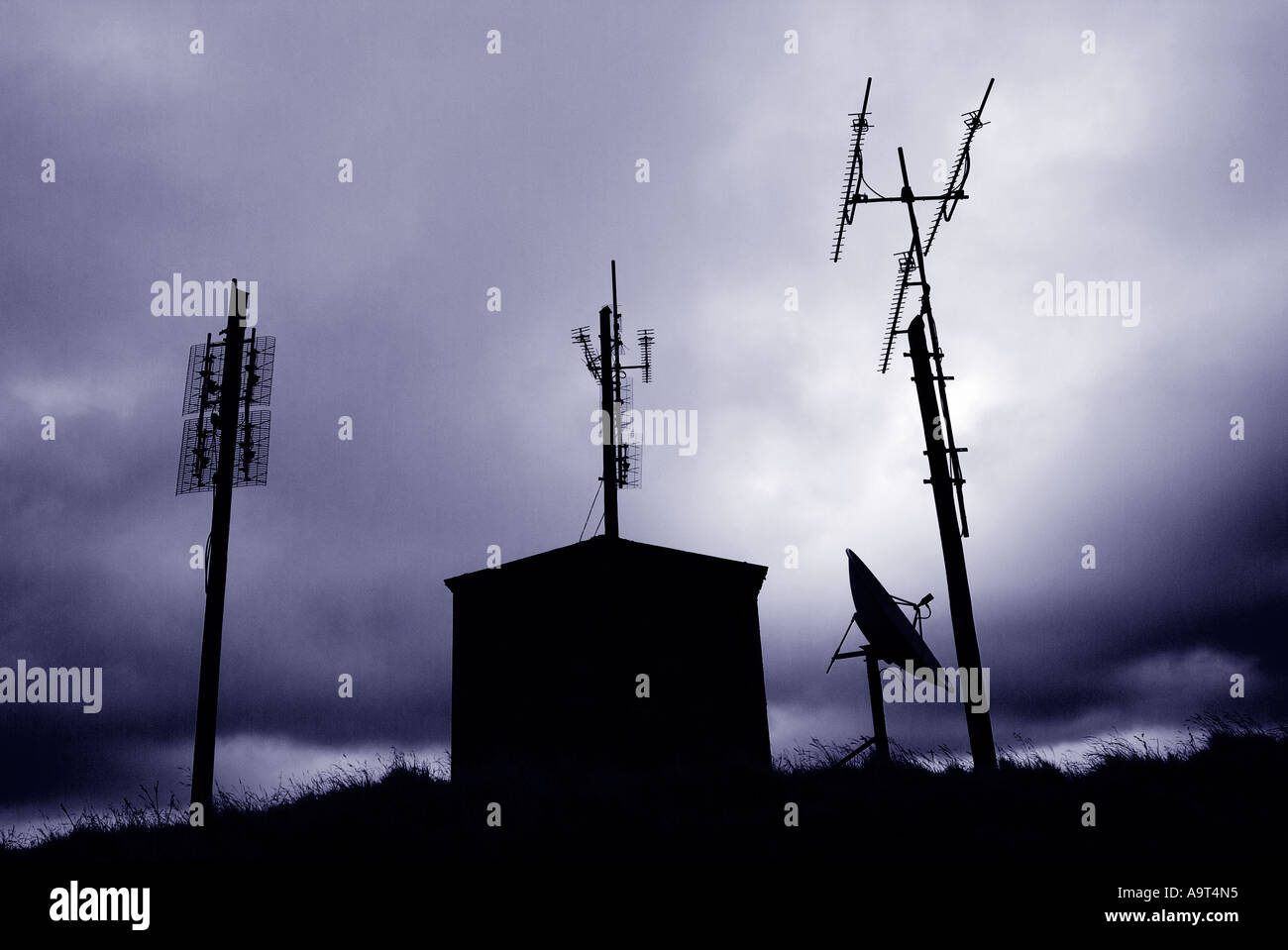 Poor reception hi-res stock photography and images - Alamy