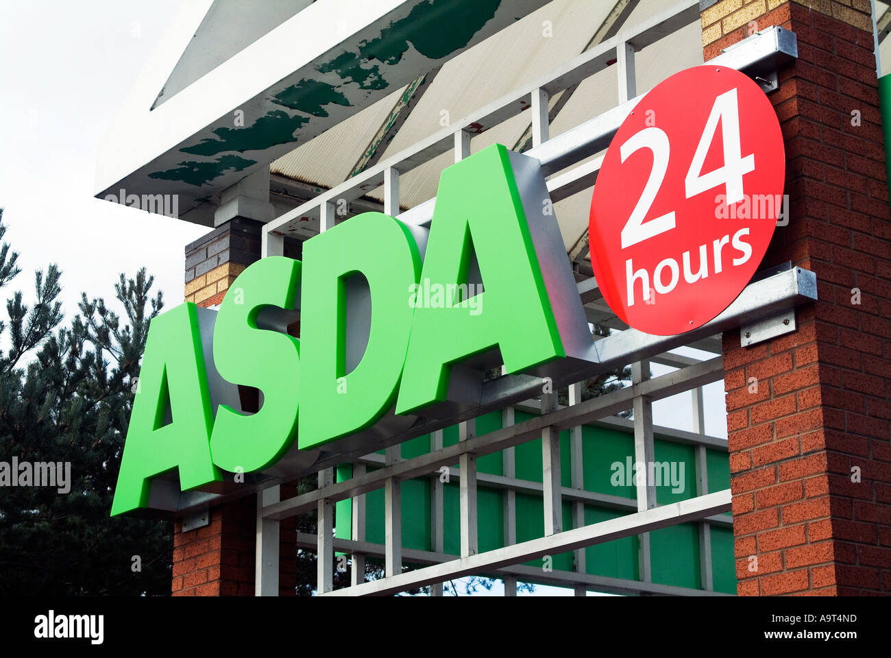 Asda advertising hi-res stock photography and images - Alamy
