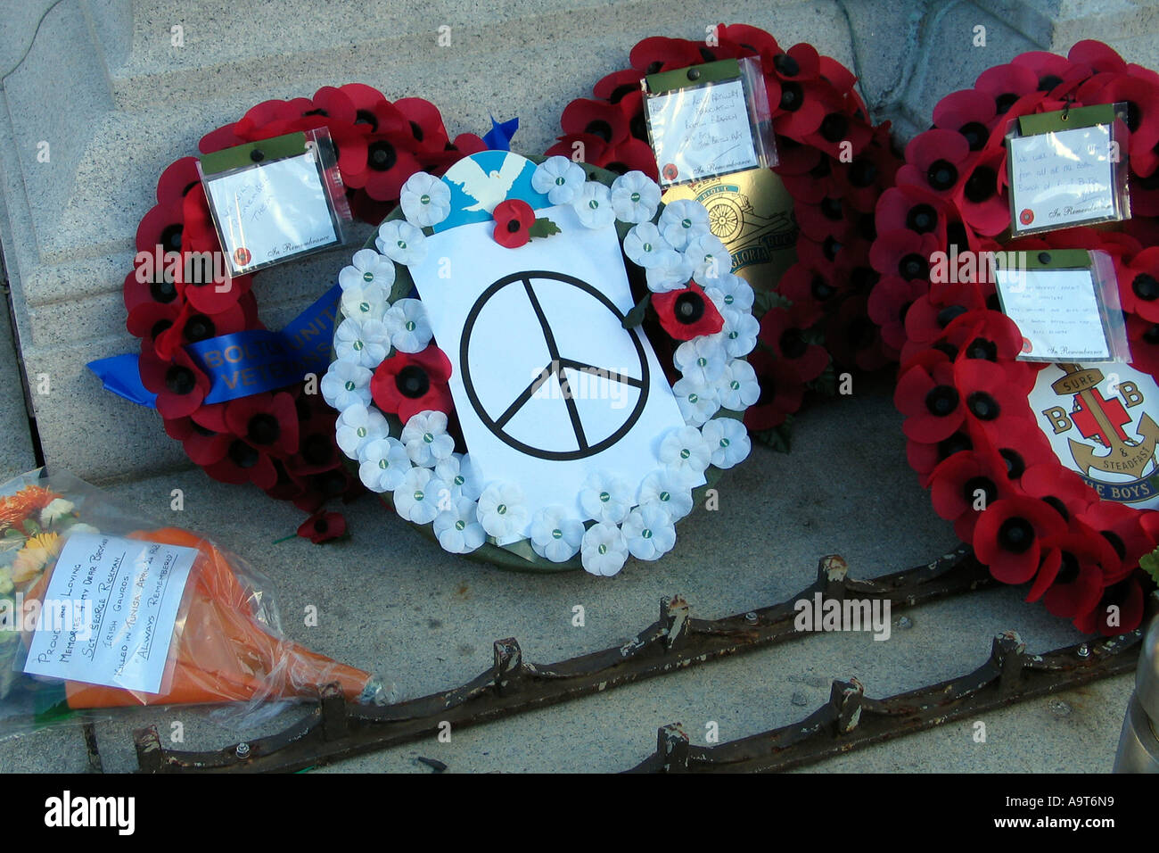 Cnd symbol hi-res stock photography and images - Alamy