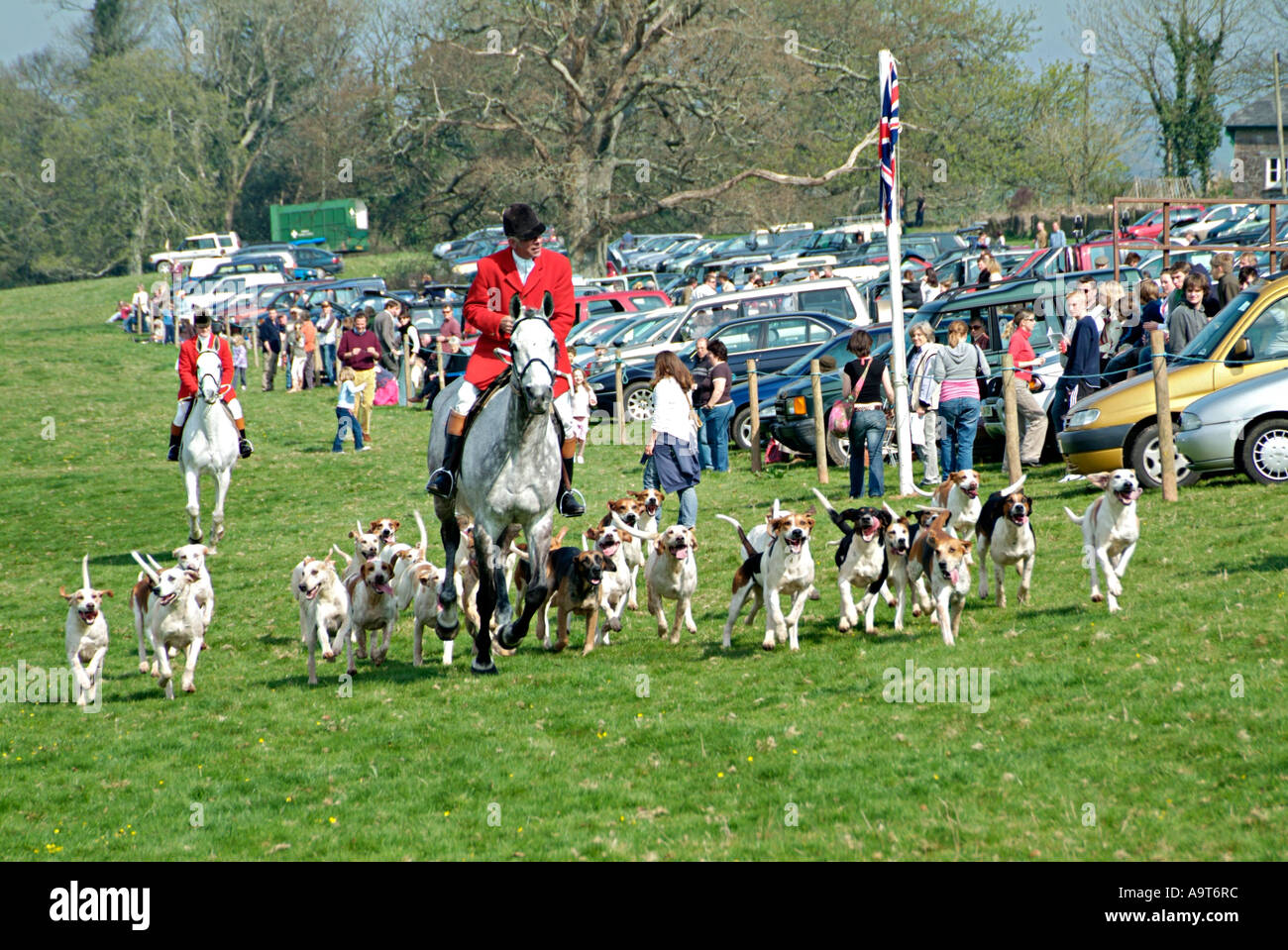 Drag hunting hi-res stock photography and images - Alamy