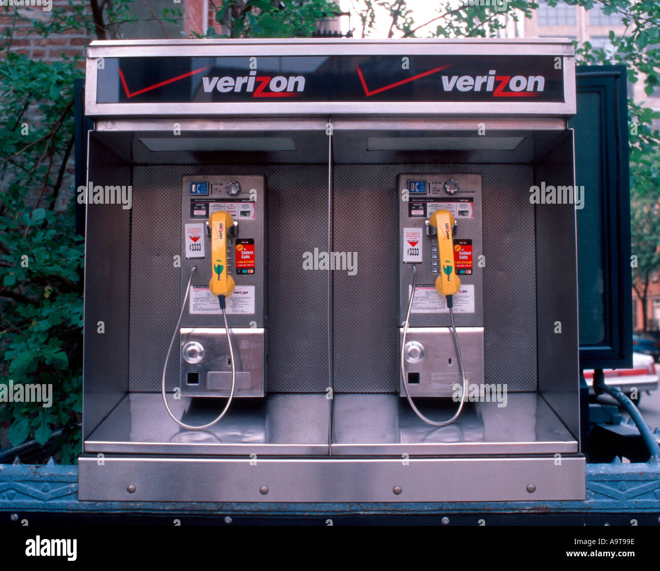 Usa coin operated phone hi-res stock photography and images - Alamy