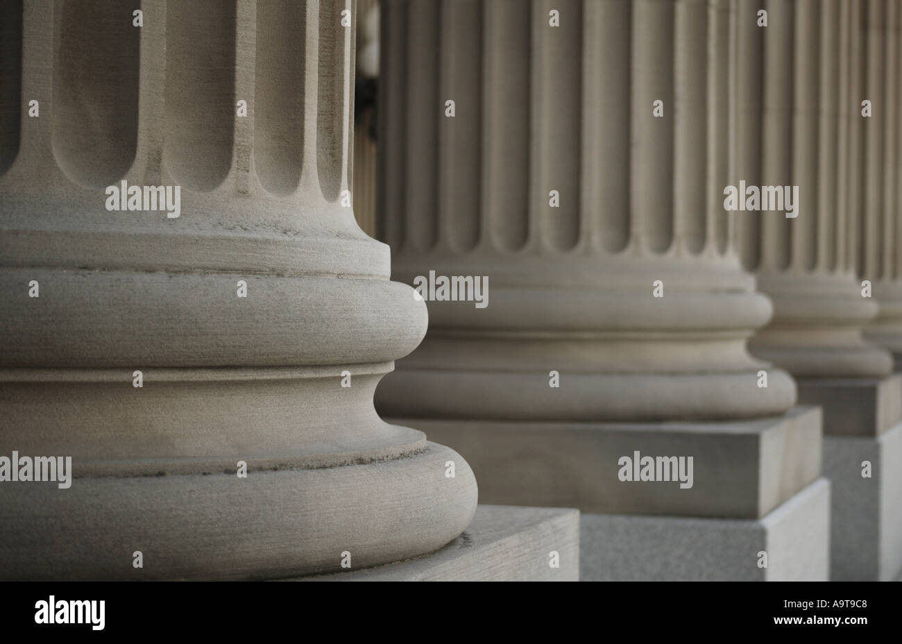 Grooved columns hi-res stock photography and images - Alamy