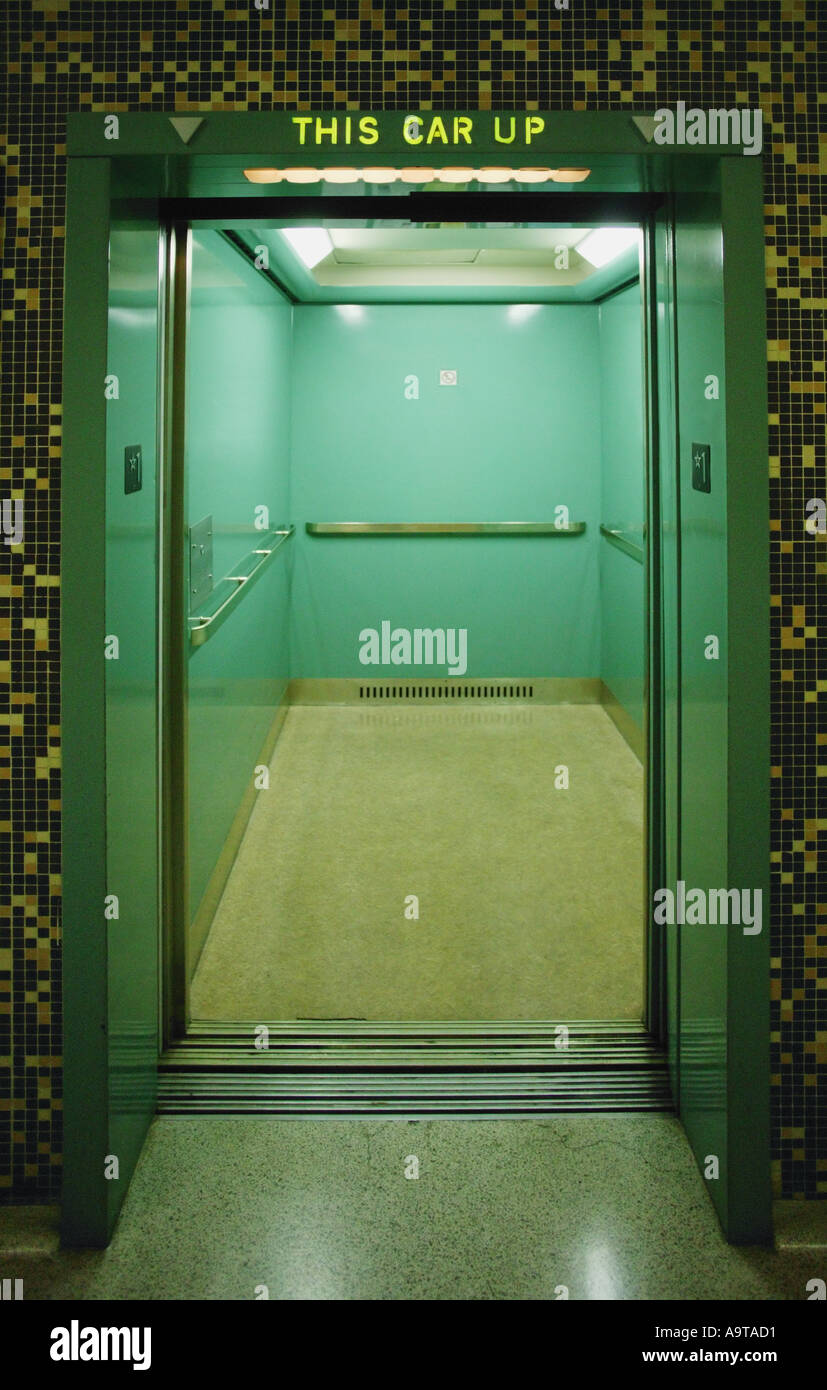 Lift doors going up hi-res stock photography and images - Alamy