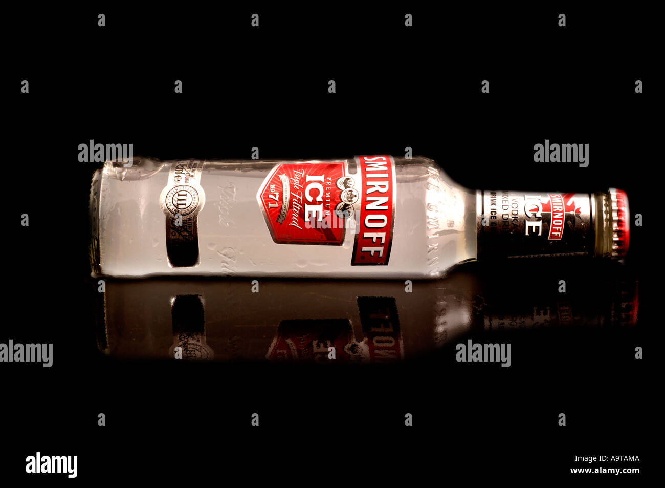 Alcopop cocktail hi-res stock photography and images - Alamy