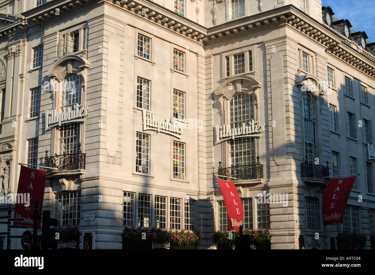 Lillywhites Department Store Piccadilly Circus London Stock Photo - Alamy
