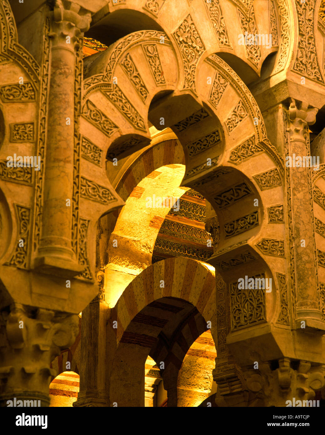Mihrab cordoba ceiling hi-res stock photography and images - Alamy