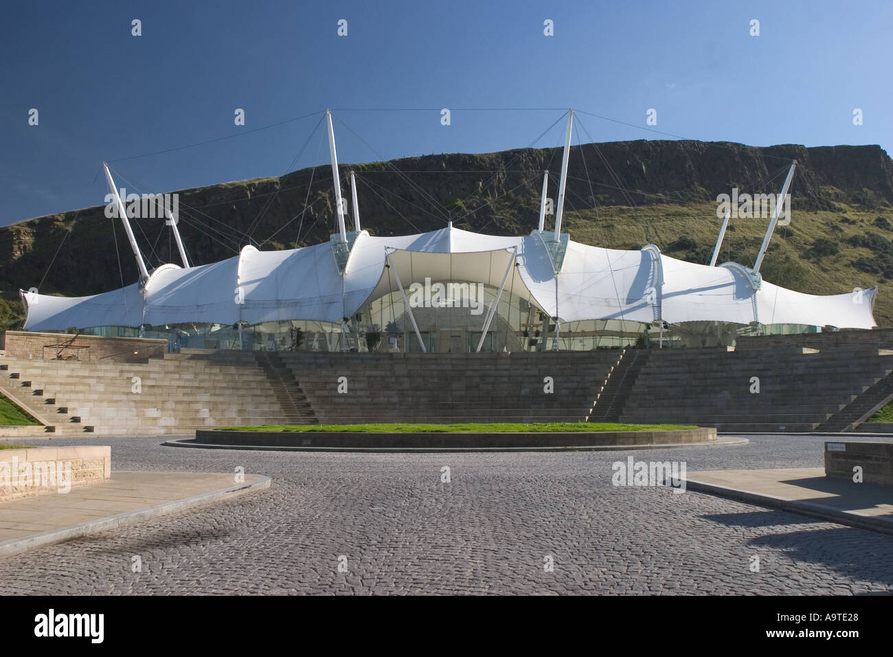 Our Dynamic Earth Museum Edinburgh Stock Photo - Alamy