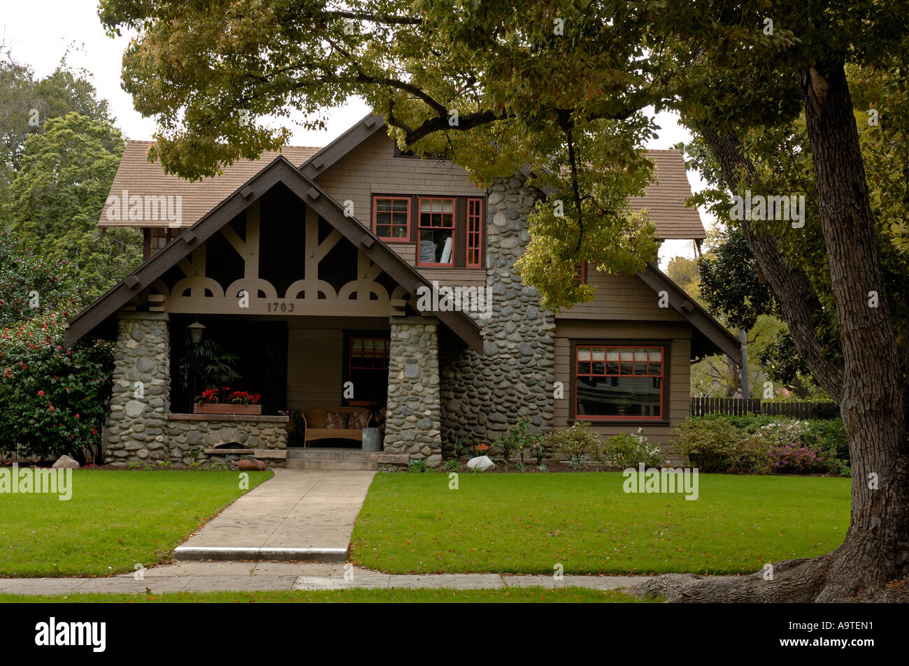 Middle class neighborhood Pasadena California Stock Photo - Alamy