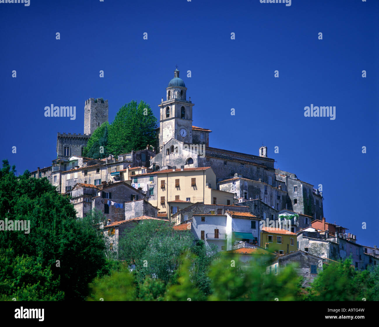 ARCOLA LA SPEZIA LIGURIAN RIVIERA ITALY Stock Photo - Alamy
