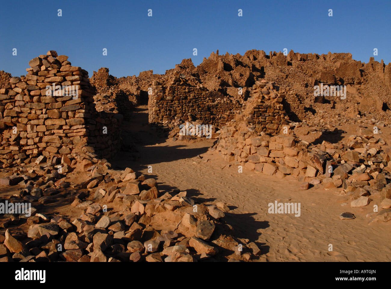 Ouadane mauritania hi-res stock photography and images - Alamy