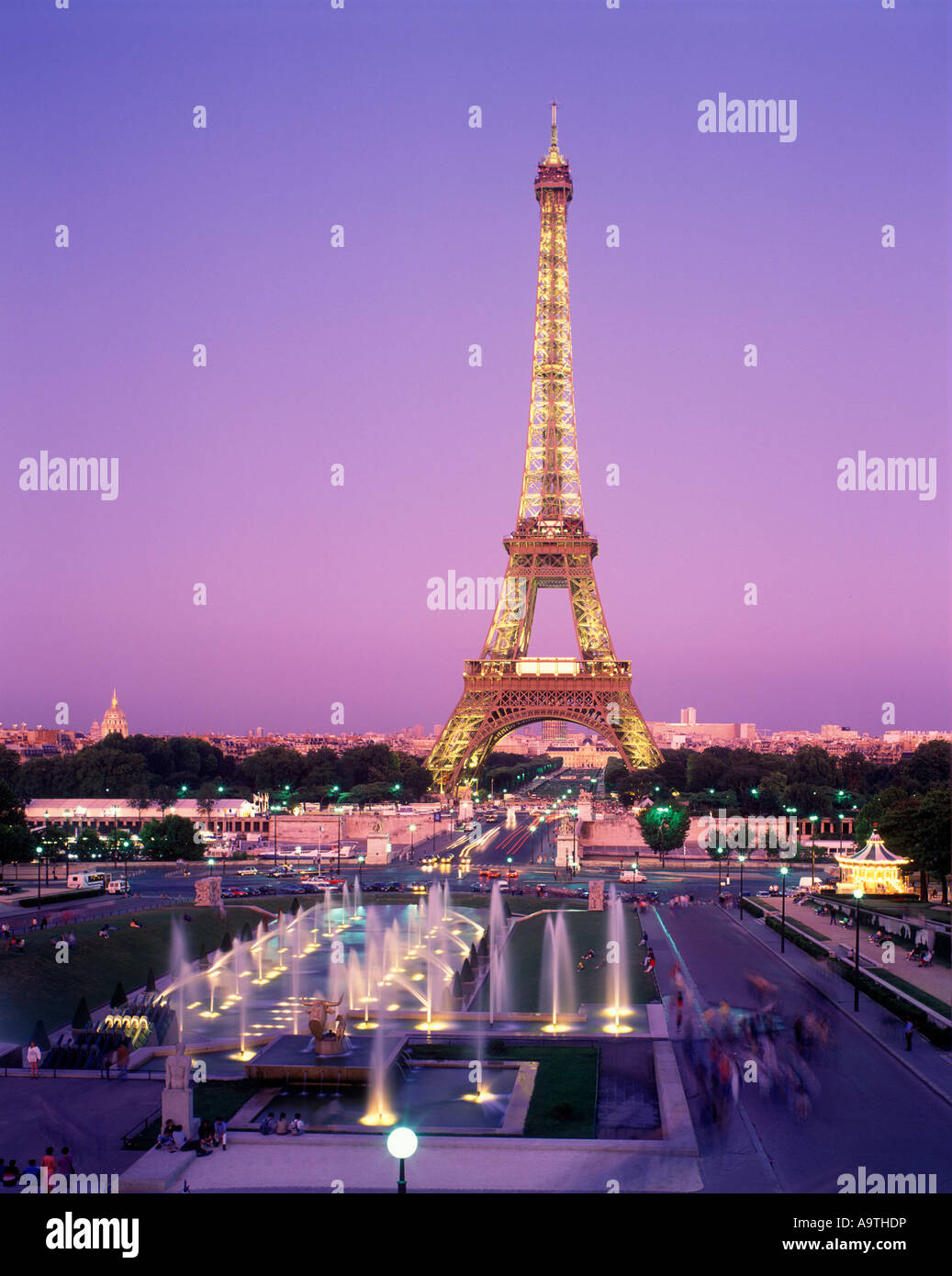 Fountains of varsovie hi-res stock photography and images - Alamy