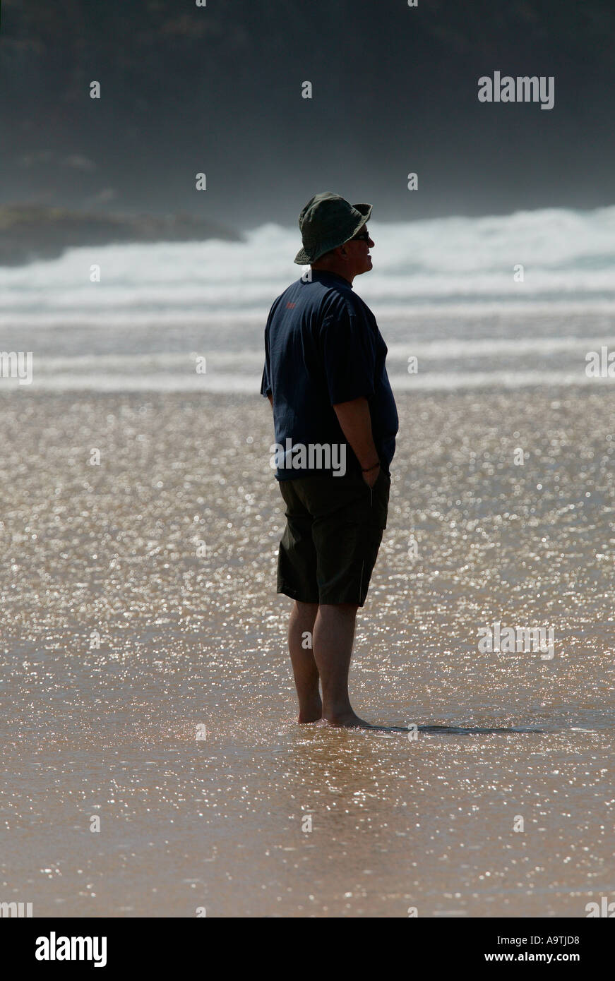 Feet in sea hi-res stock photography and images - Alamy