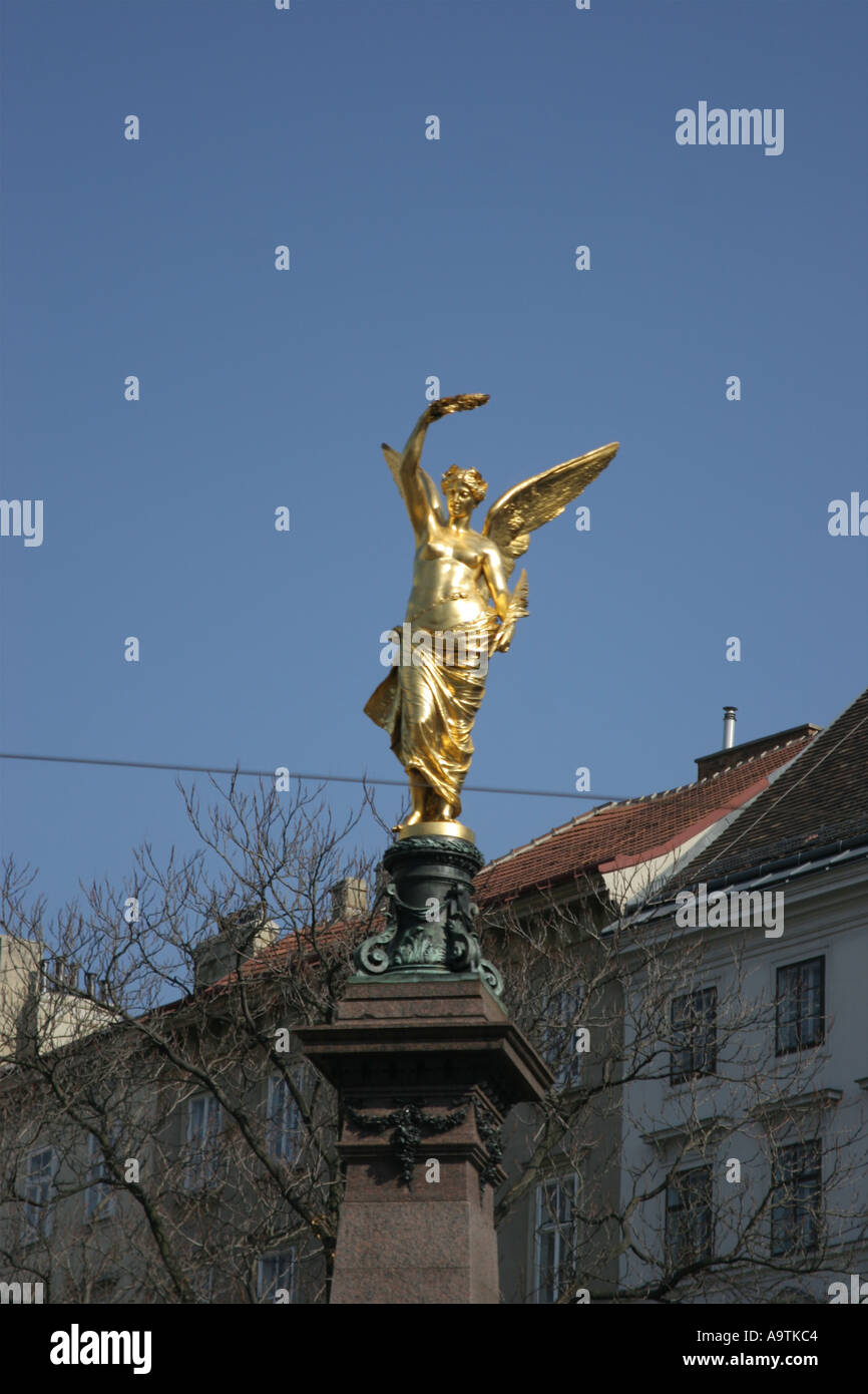 Vienna golden statue Stock Photo - Alamy