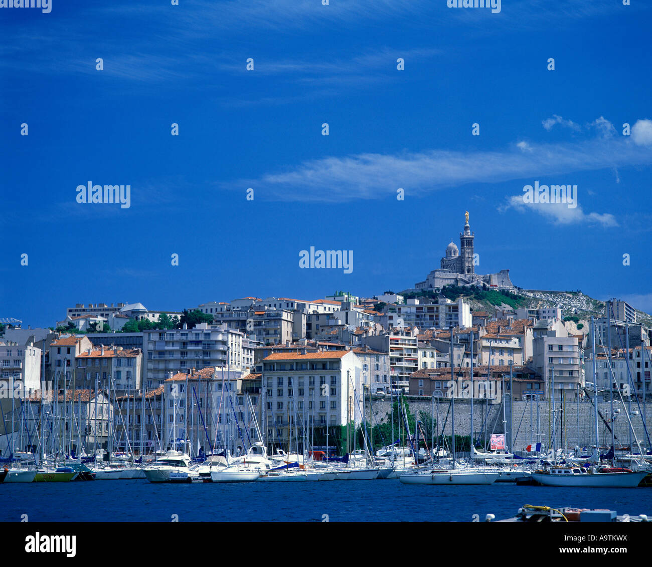 OLD PORT HARBOUR MARSEILLE SKYLINE FRANCE Stock Photo - Alamy