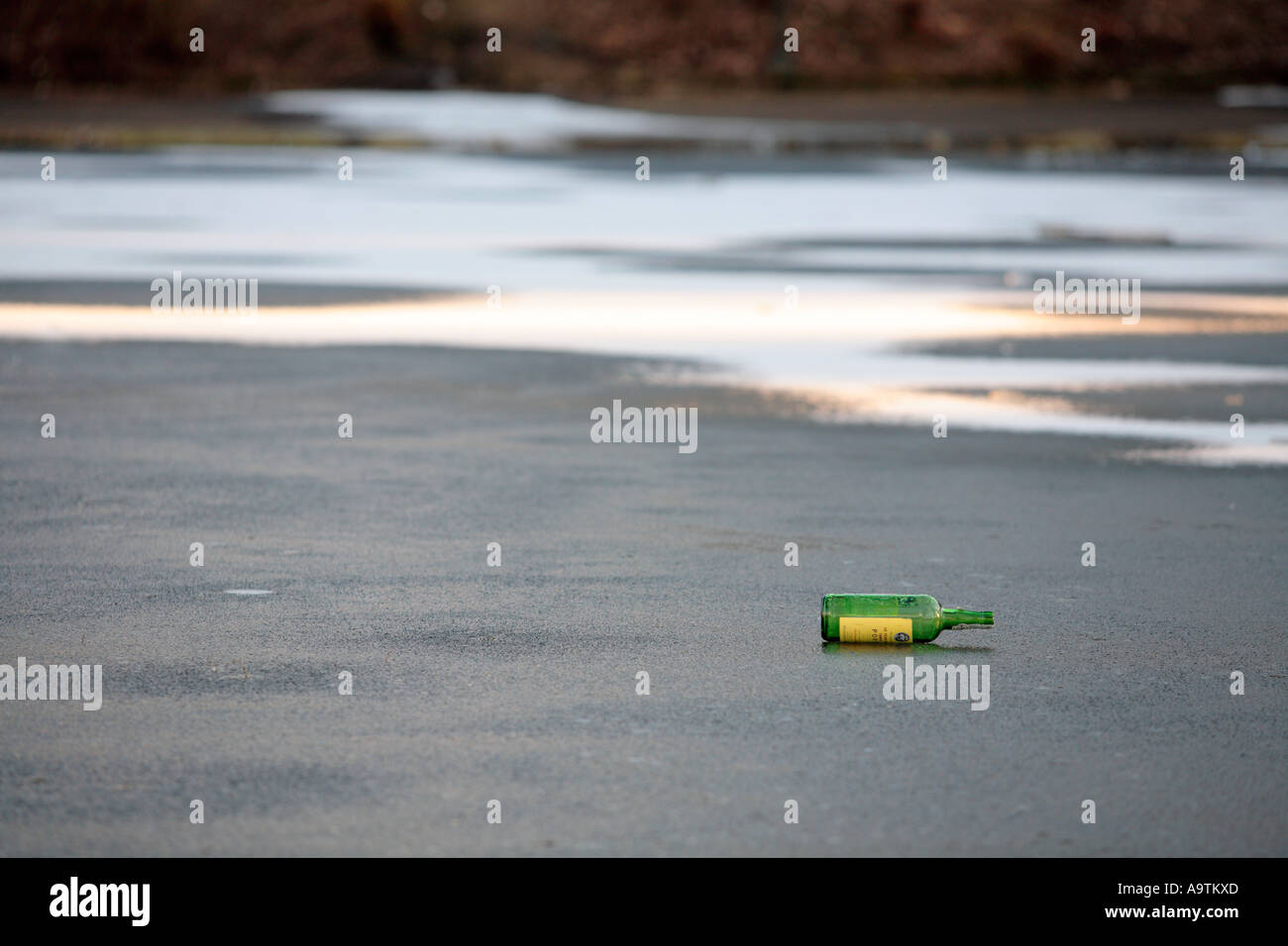 Drinking port alcohol hi-res stock photography and images - Alamy