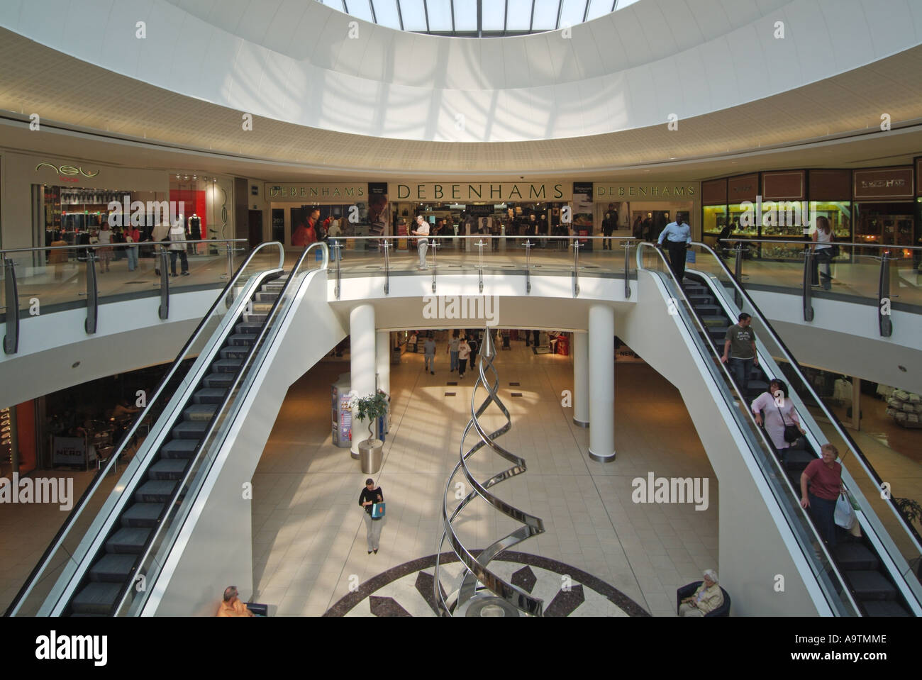 Multiple escalators hi-res stock photography and images - Alamy