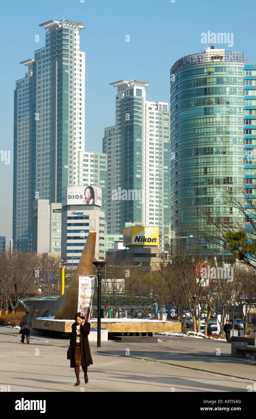 Modern Gangnam-gu district, Seoul KR Stock Photo - Alamy