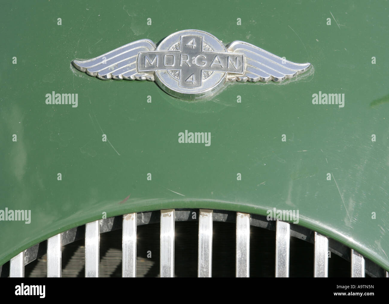 Morgan 4 4 badge hi-res stock photography and images - Alamy