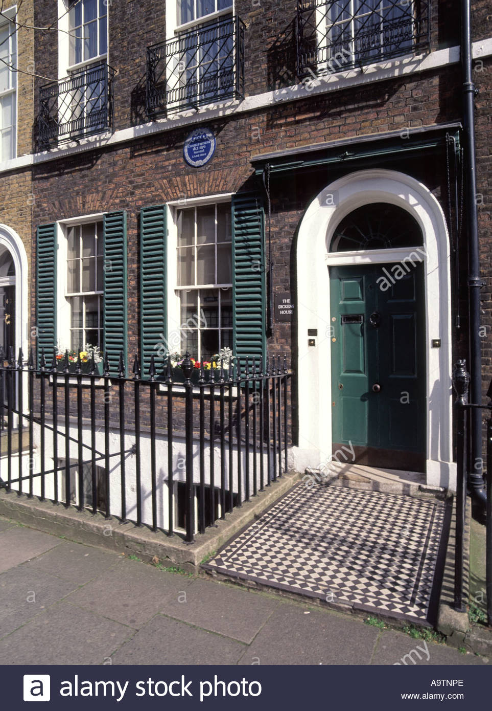 Charles Dickens House London Stock Photos & Charles Dickens House ...