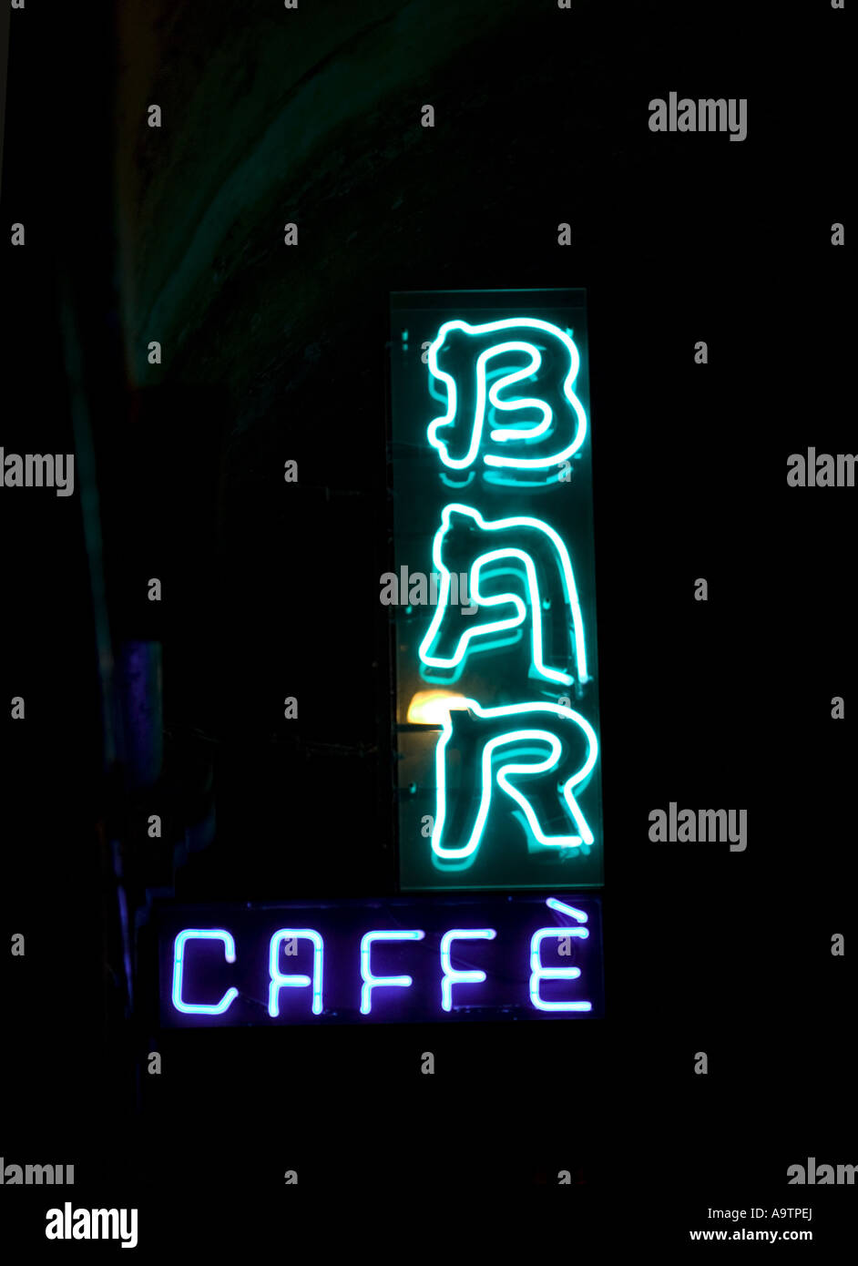 Caffe bar hi-res stock photography and images - Alamy