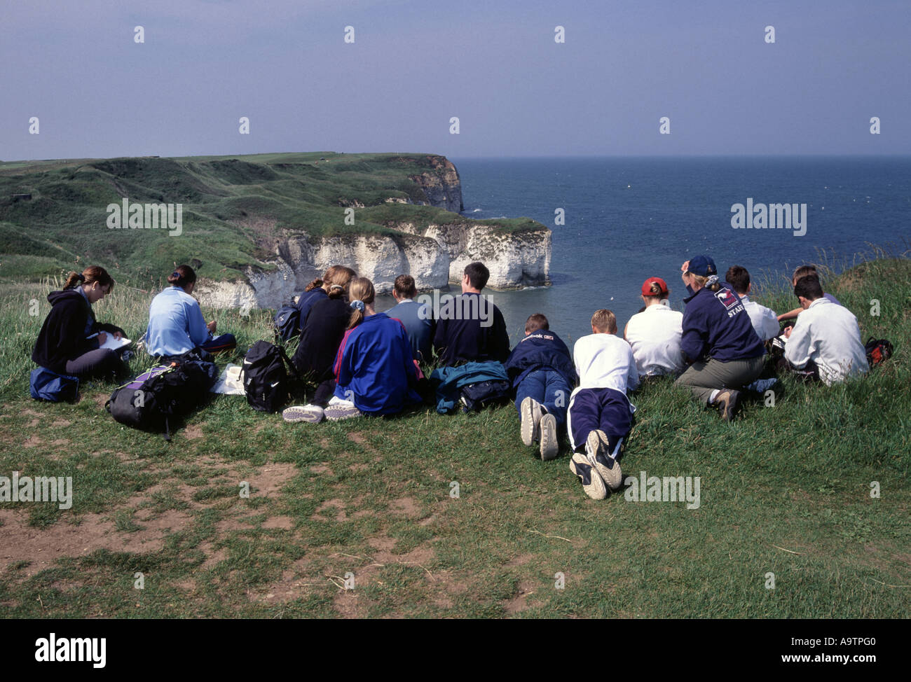 Group student fieldwork hi-res stock photography and images - Alamy