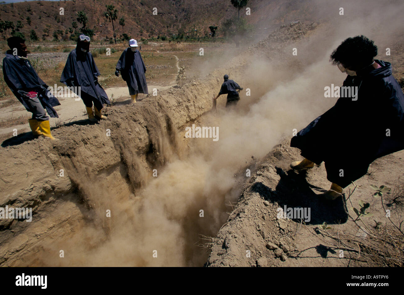 Burnt bodies hi-res stock photography and images - Alamy