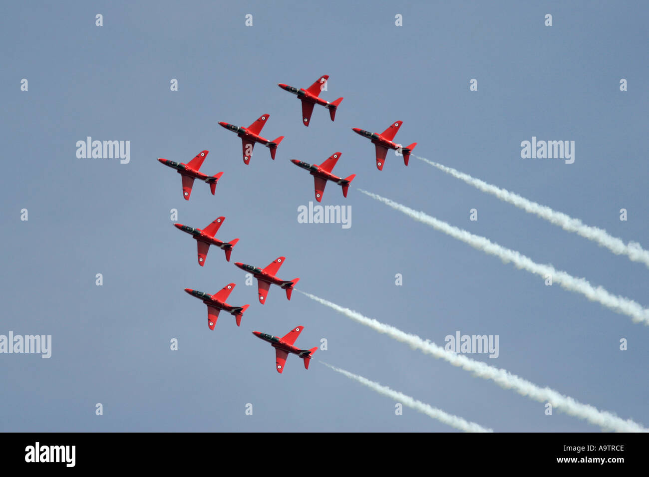 Royal Air Force Hawk T1A aerobatic display team Red Arrows at the ...