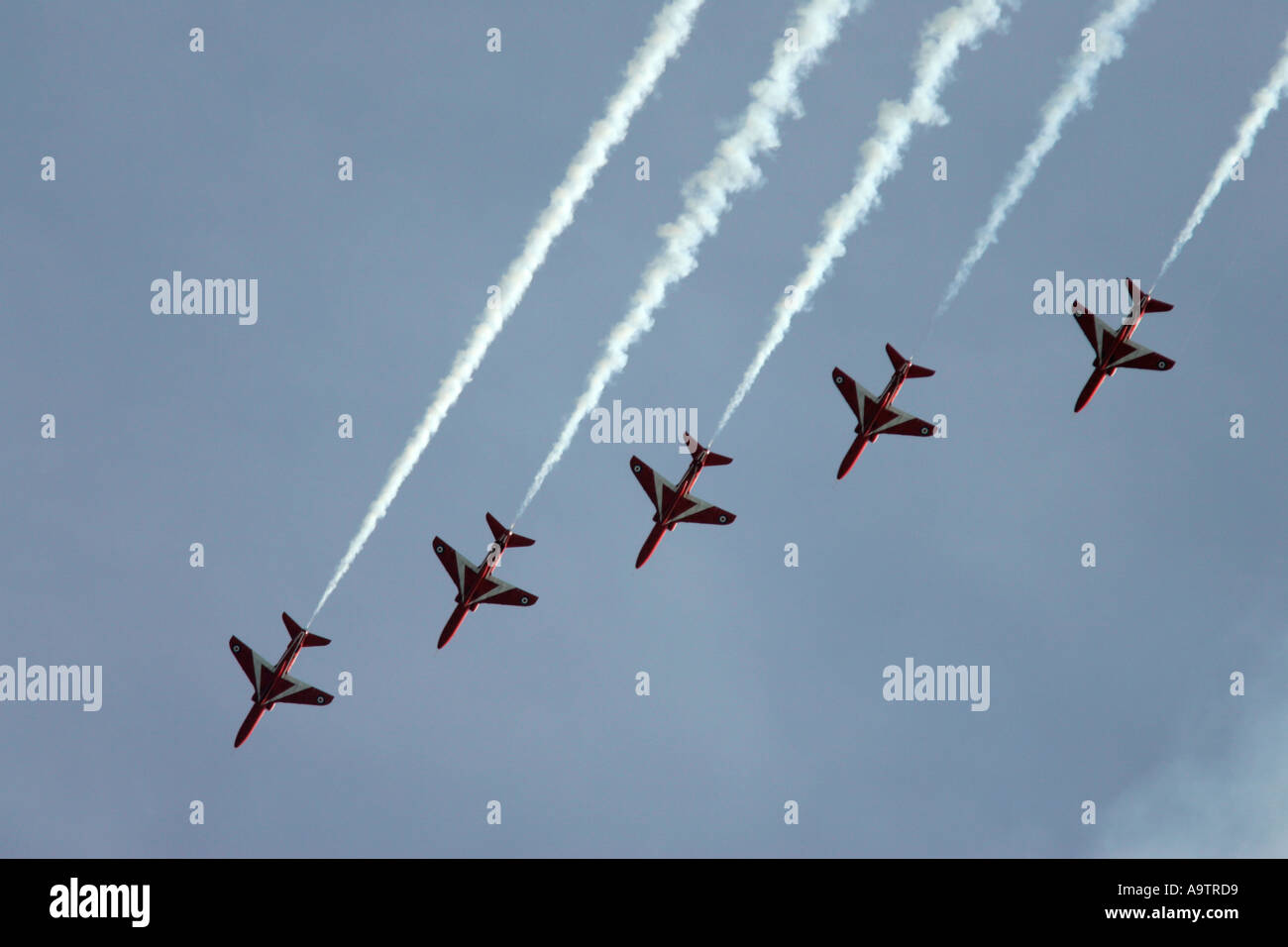 Royal Air Force Hawk T1A aerobatic display team Red Arrows at the ...