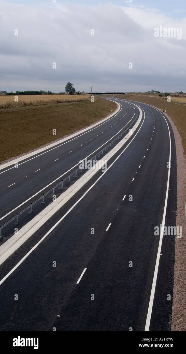 Bypass road hi-res stock photography and images - Alamy