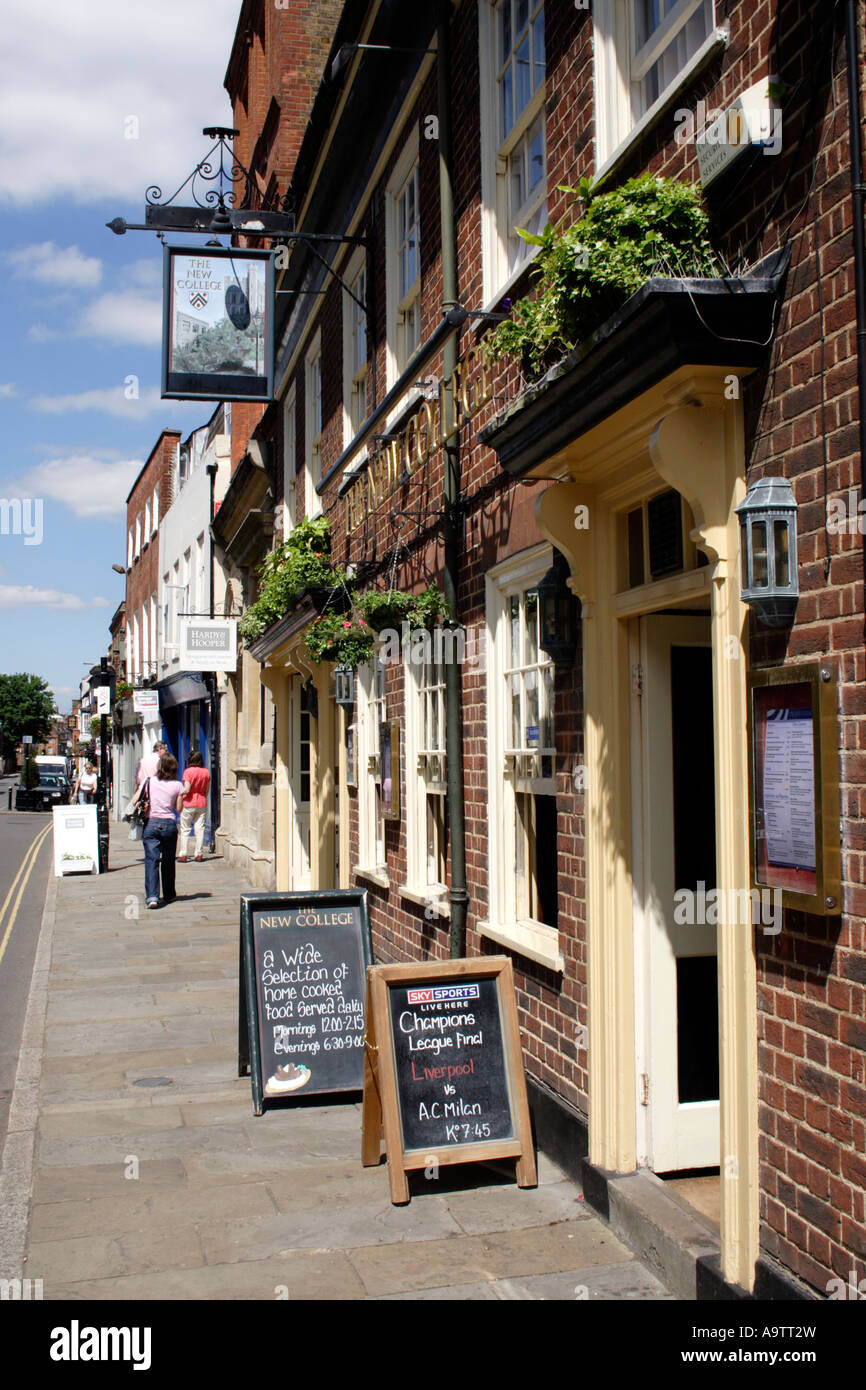 The New College Pub Eton Stock Photo - Alamy