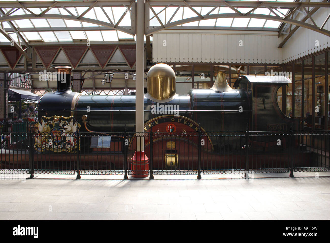 Windsor station steam train hi-res stock photography and images - Alamy