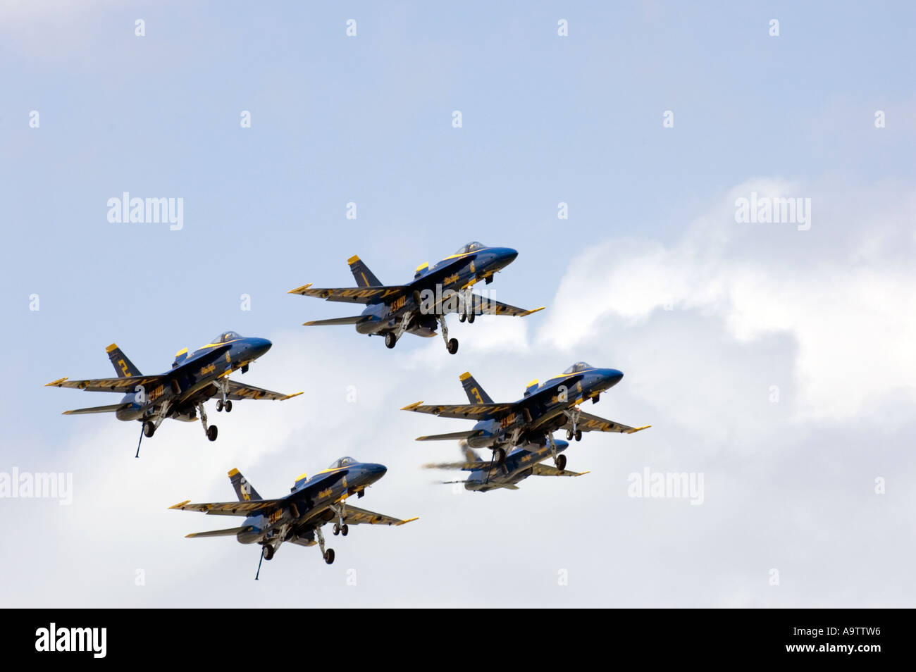 Blue angels flight demonstration team hi-res stock photography and ...