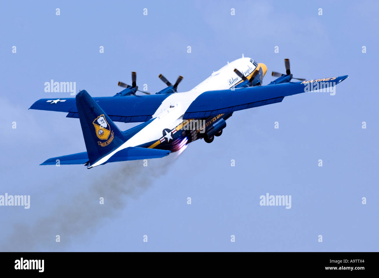 Marine corps c 130 hercules hi-res stock photography and images - Alamy