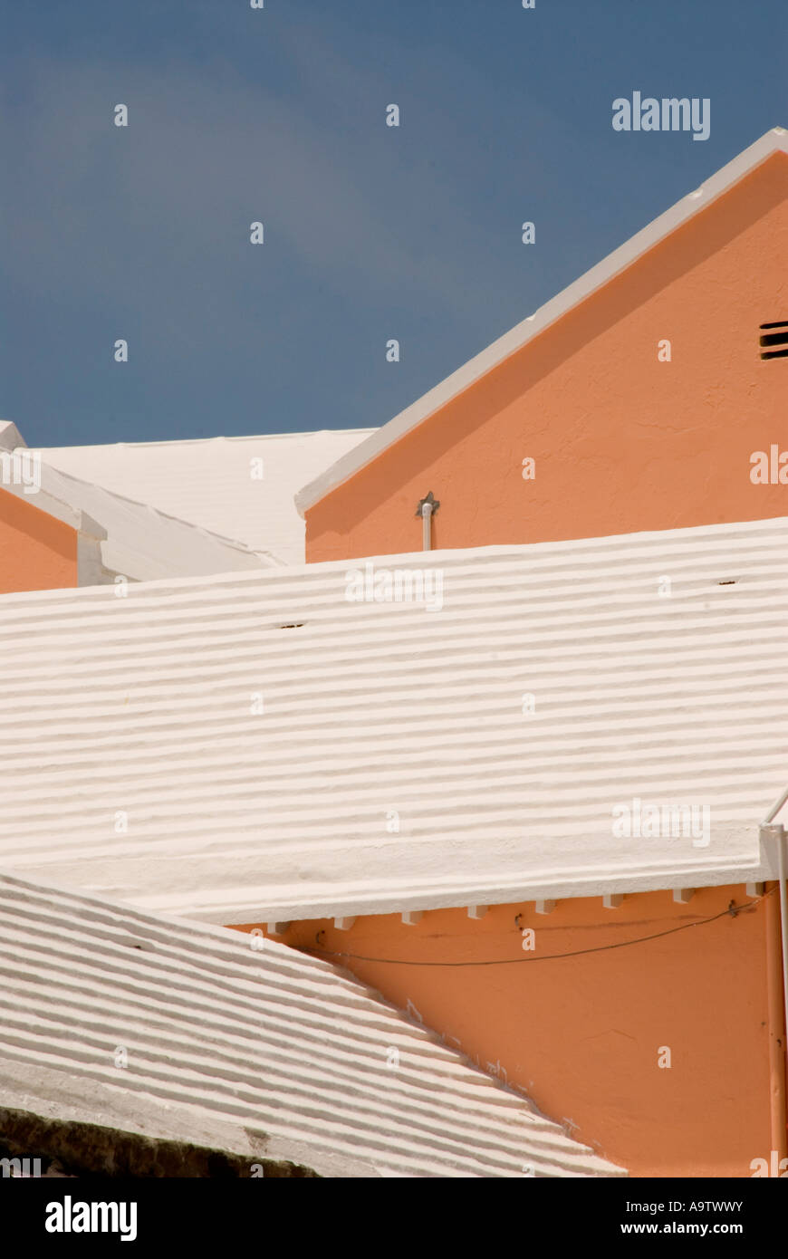 Bermuda pink buildings Hamilton white ribbed roofs iconic bermudan ...