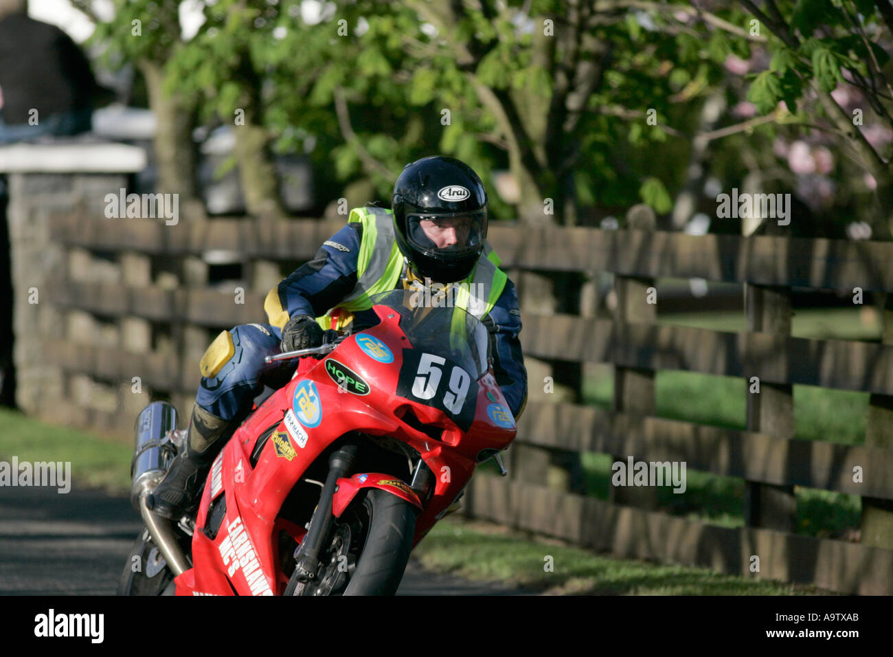 Keith Birkhead on his Yamaha 600 at the Cookstown 100 road races Stock ...