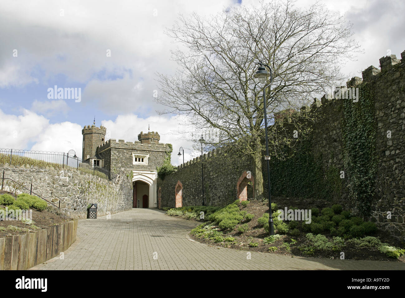 Gate in antrim town walls Stock Photo - Alamy