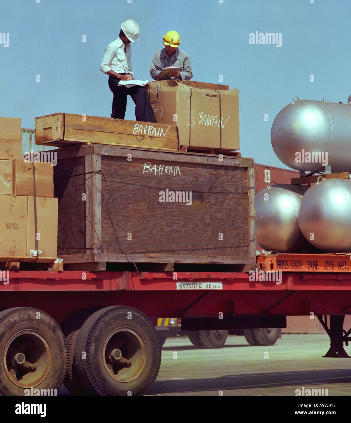 Dockside Customs inspection Arabian port Stock Photo - Alamy