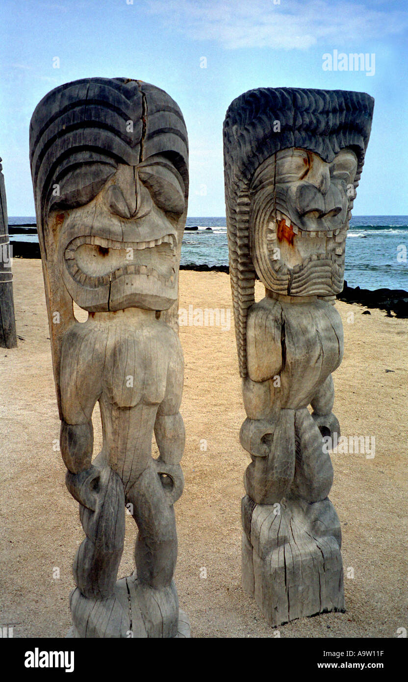 Tiki tikis hi-res stock photography and images - Alamy