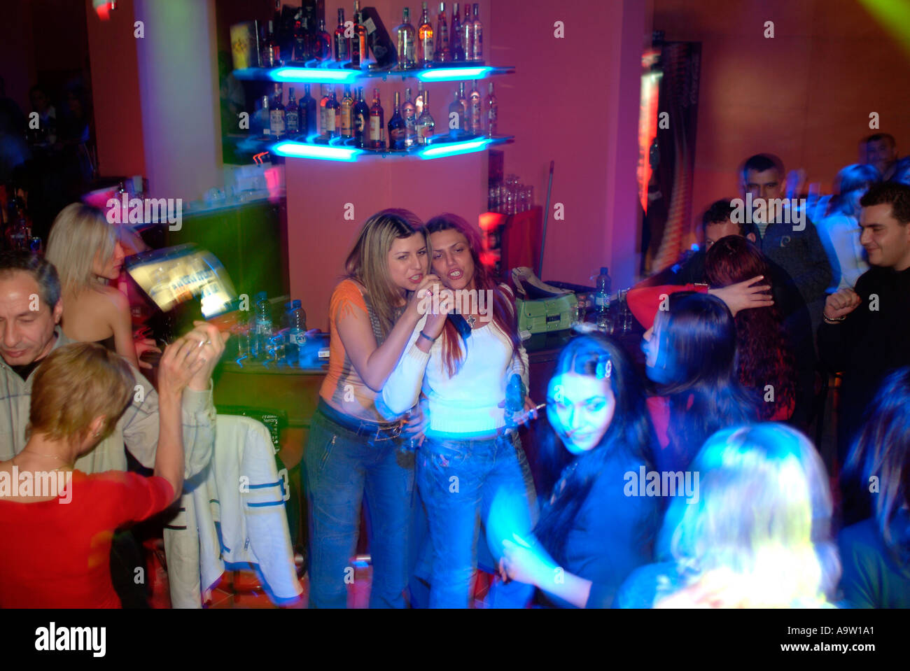 Group dance extasy hi-res stock photography and images - Alamy